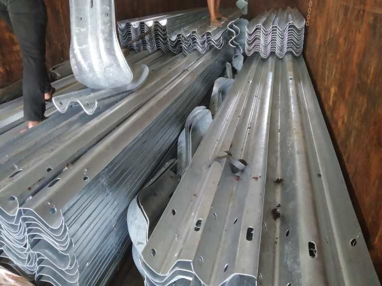 Guardrail Pagar Pengaman Jalan Tipe A, B, C dan AASHTO | Tiang PJU ...