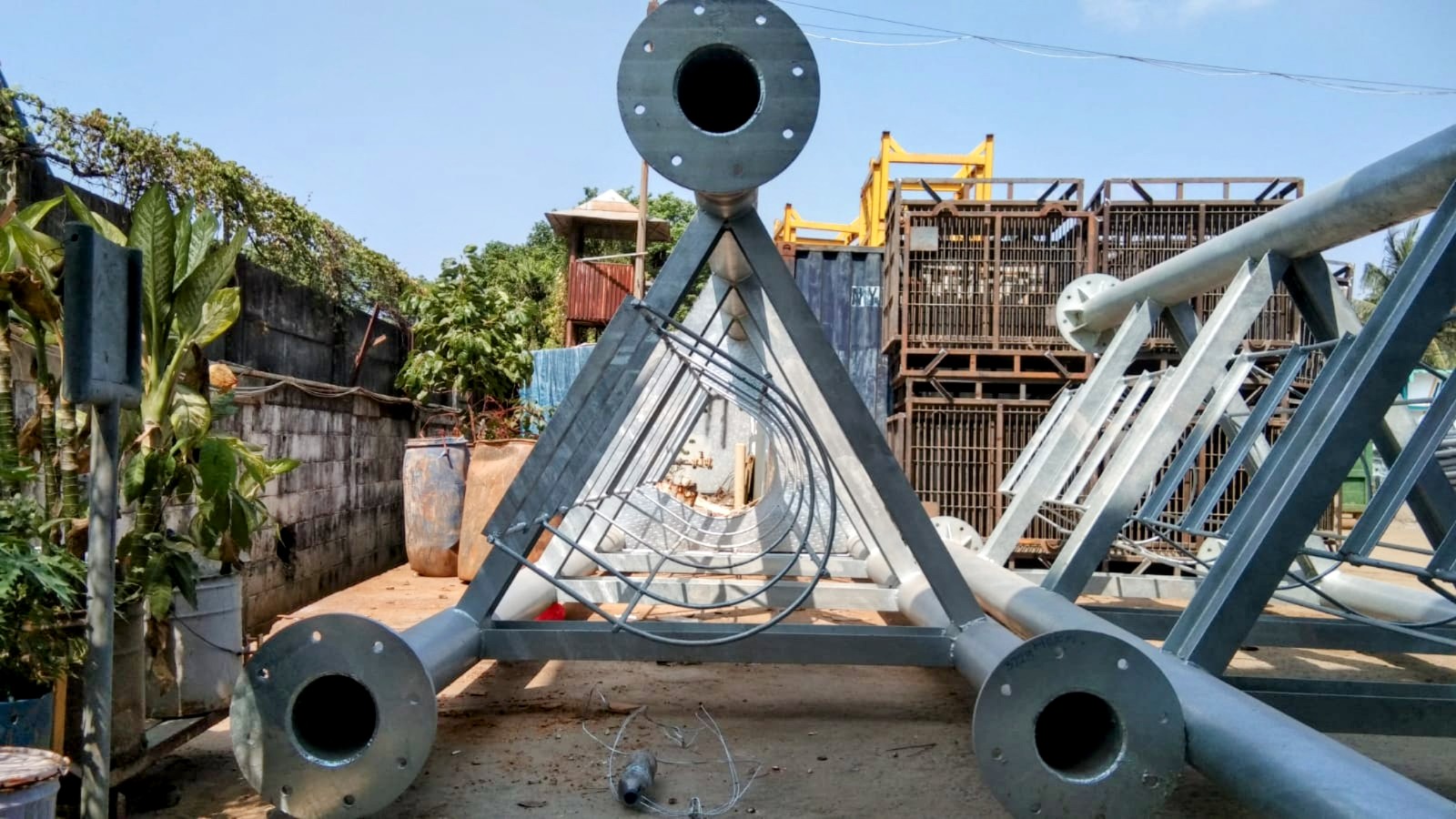 Tower Tripole Pipa | Tiang Tripole Pipa | Tower Triangle Pipa | Tiang ...